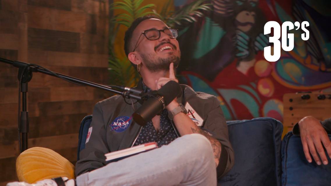 UFO & Conspiracy Theories with NASA Engineer Elio Morillo — mitúTV